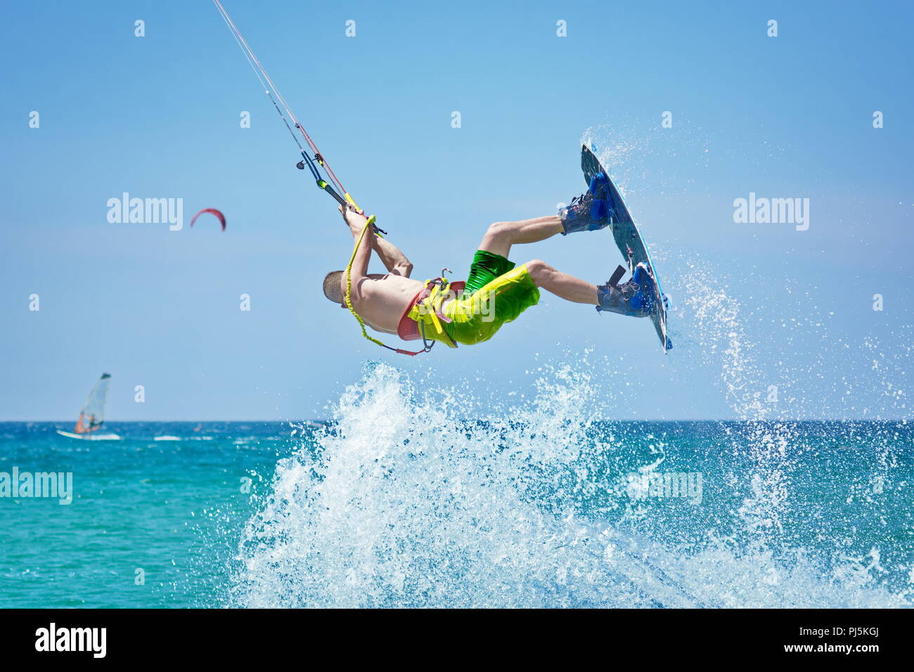 Slingshot kites hi-res stock photography and images - Alamy
