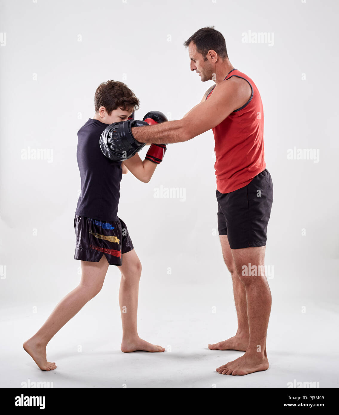 Kickbox boy hi-res stock photography and images - Alamy