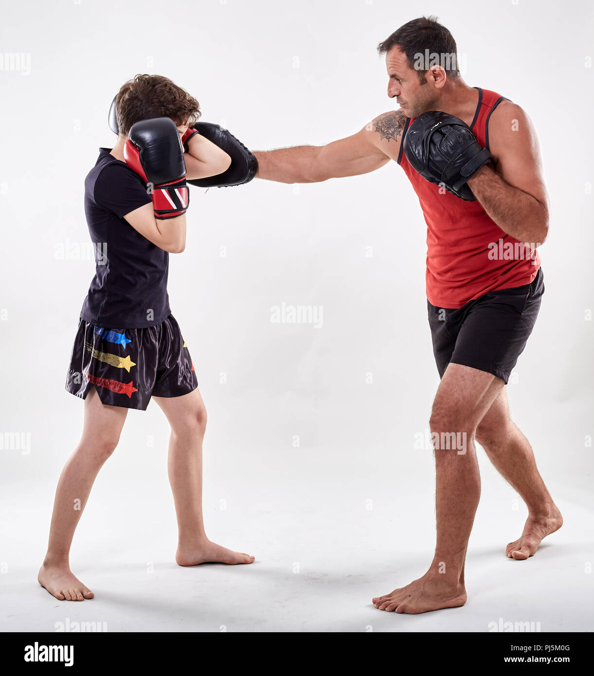 Kickbox boy hi-res stock photography and images - Alamy