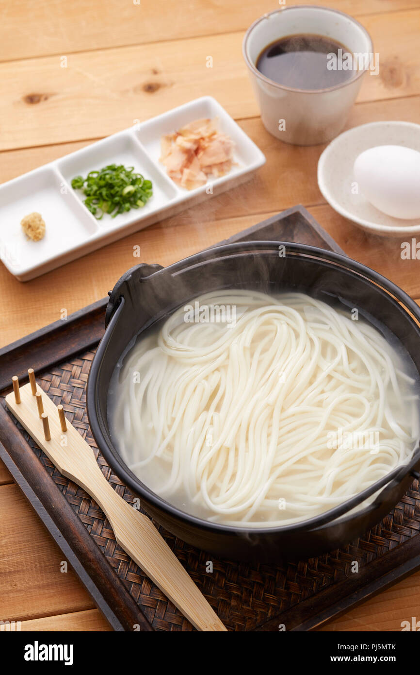 Udon noodles birds eye view hi-res stock photography and images - Alamy