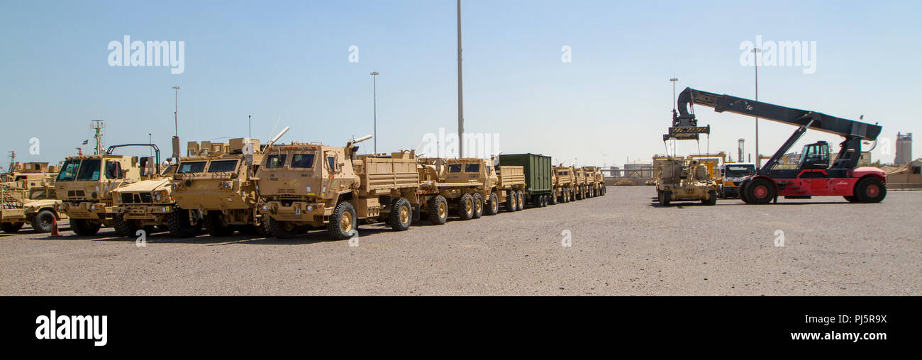 Port of shuaiba hi-res stock photography and images - Alamy