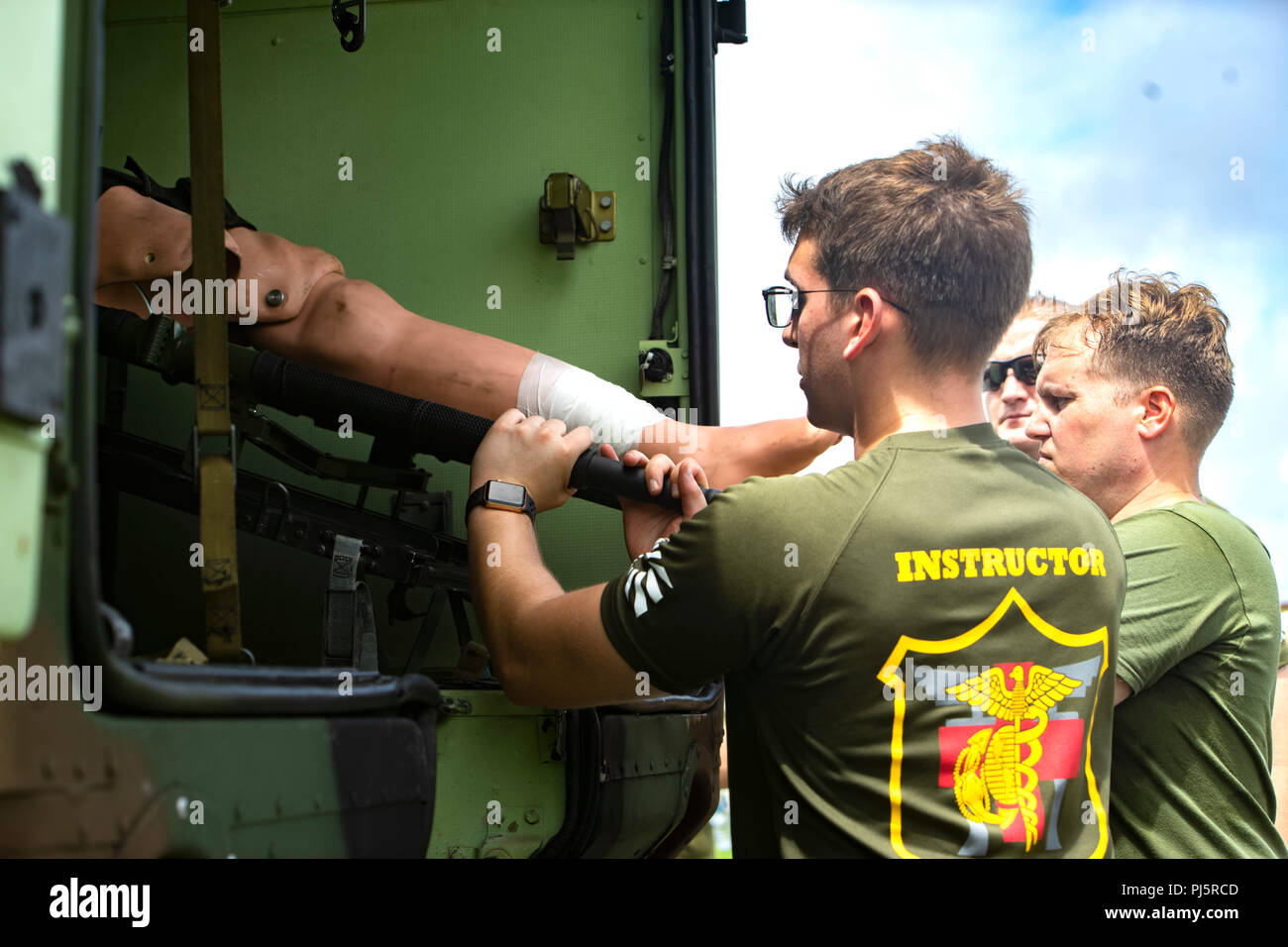 Medical personnel assigned to 3rd Medical Battalion, 3rd Marine ...