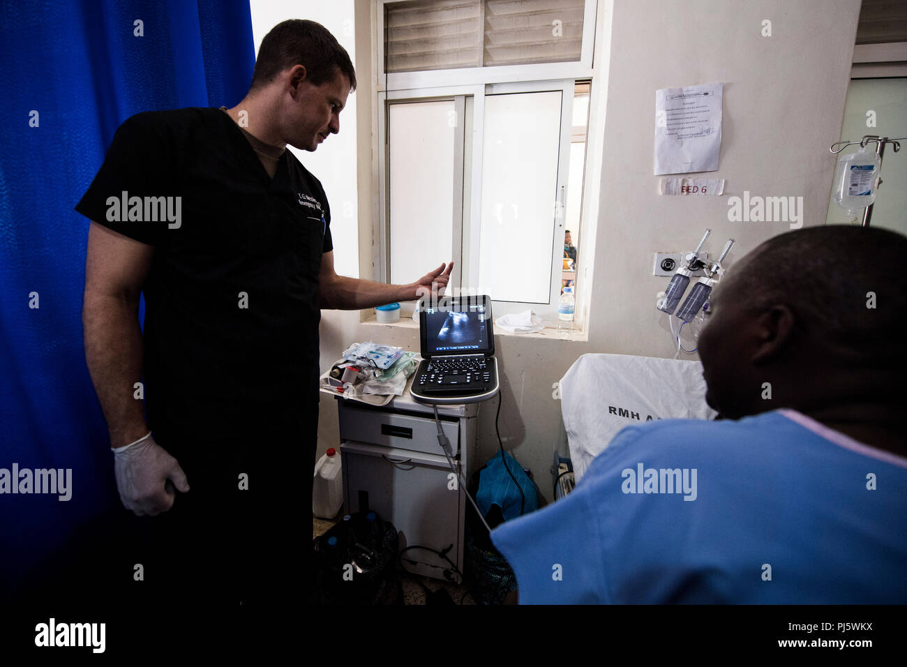 U.S. Army MAJ Thomas Nessler, emergency physician and ultrasound fellow ...