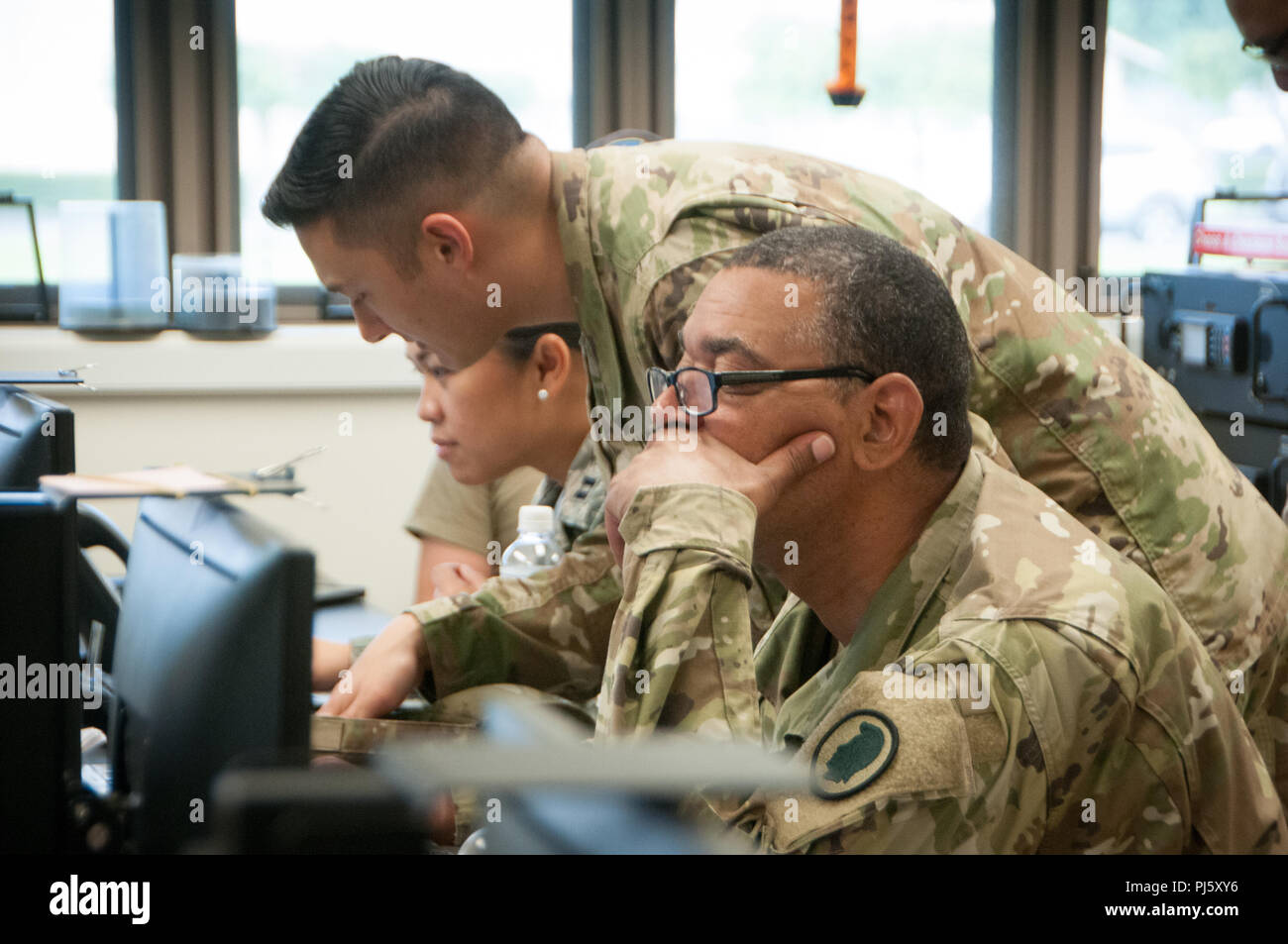Joint task force 5 0 hi-res stock photography and images - Alamy