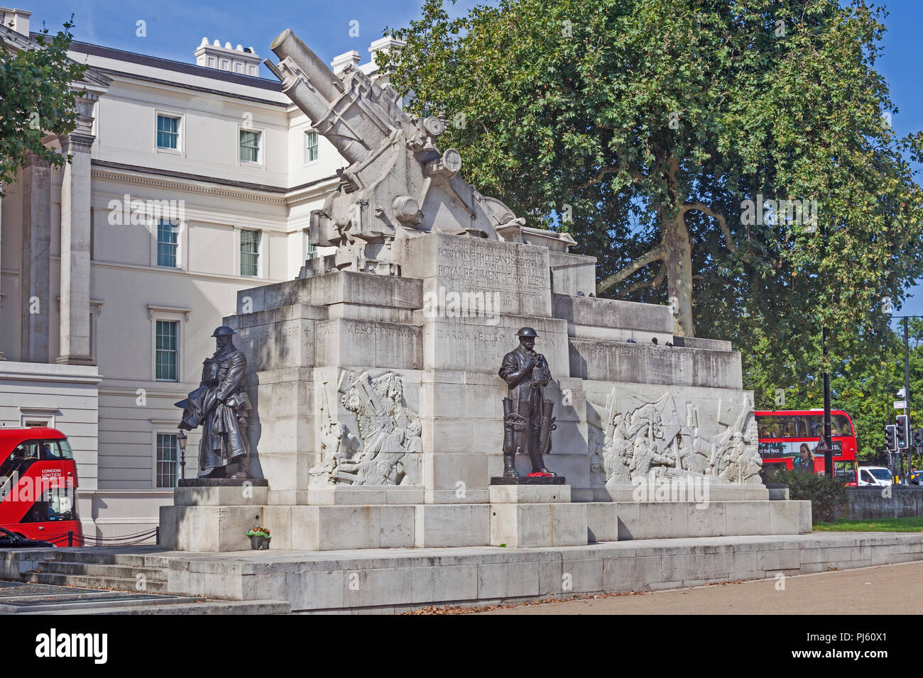 The Royal Artillery World War I Memorial at London's Hyde Park Corner ...