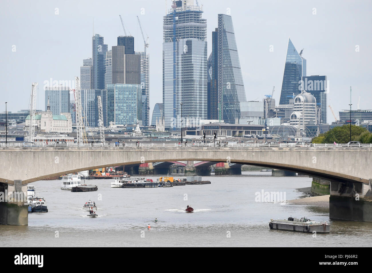 Watermen thames hi-res stock photography and images - Alamy