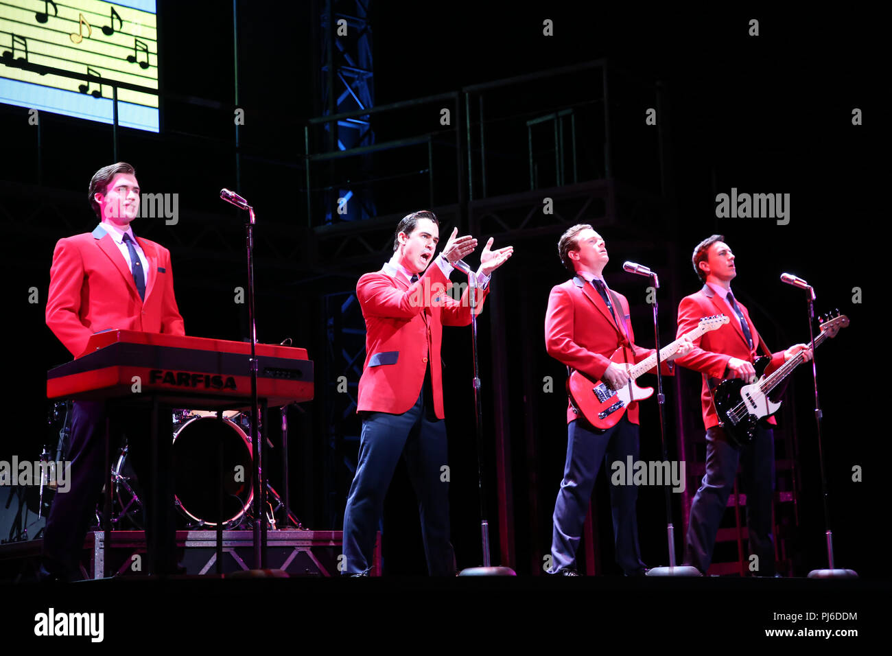 Nick massi hi-res stock photography and images - Alamy