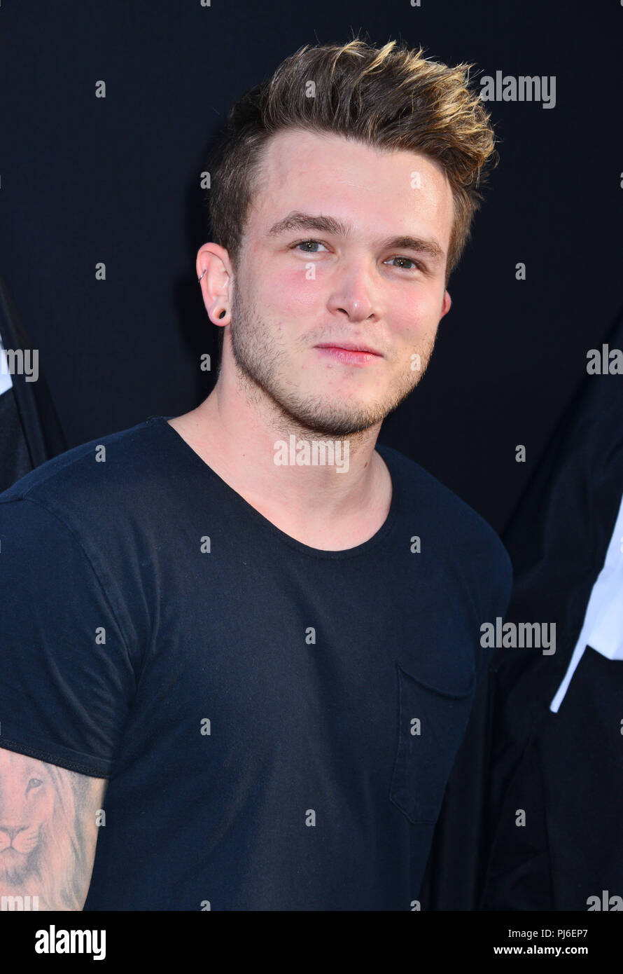 Josh devine drummer hi-res stock photography and images - Alamy