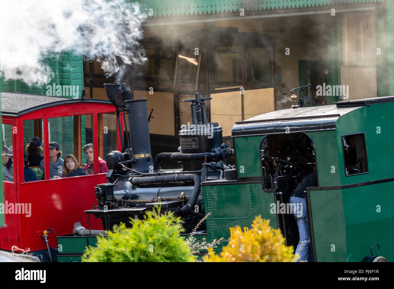 1845 steam train hi-res stock photography and images - Alamy