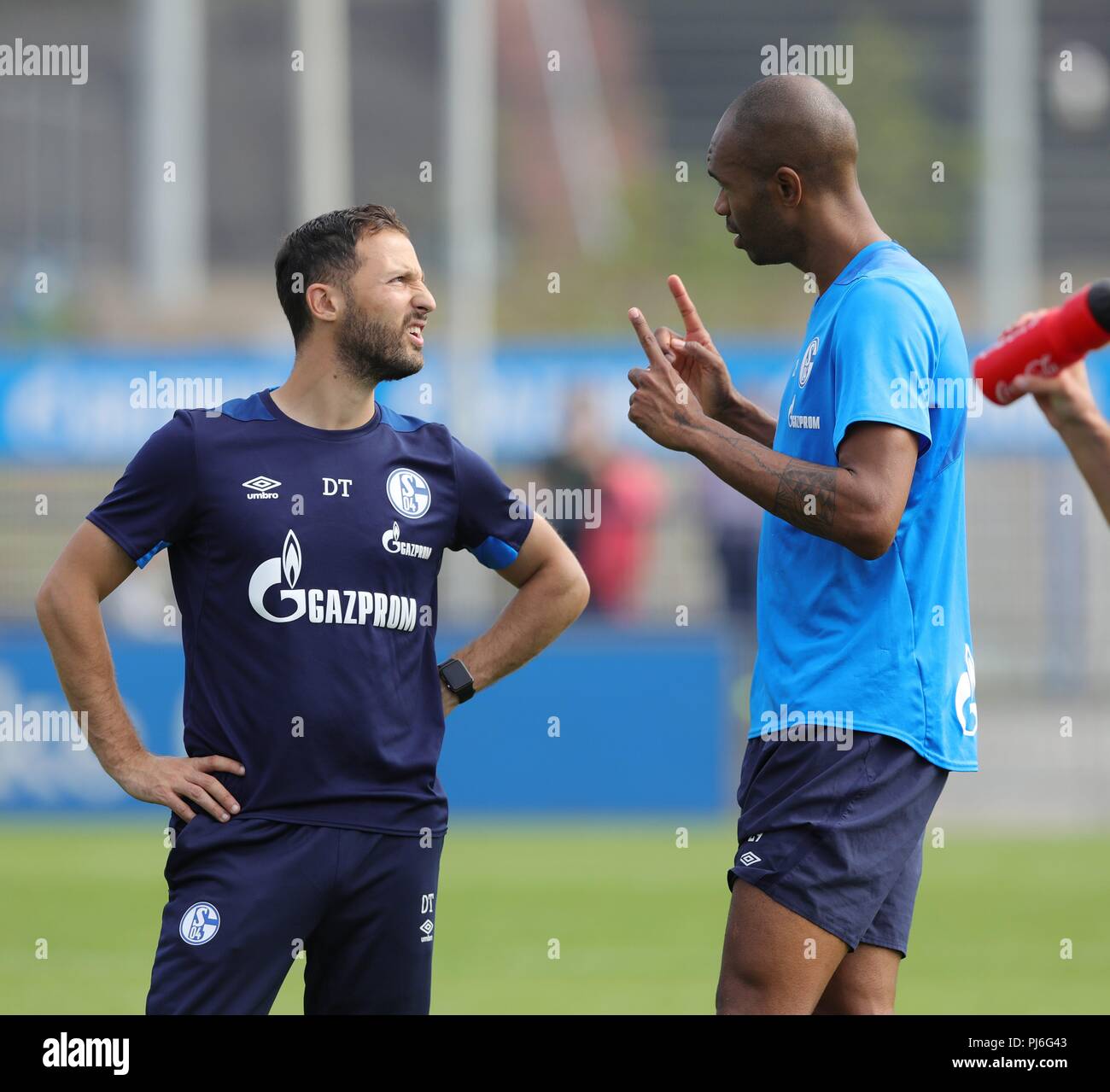 Naldo bundesliga hi-res stock photography and images - Alamy