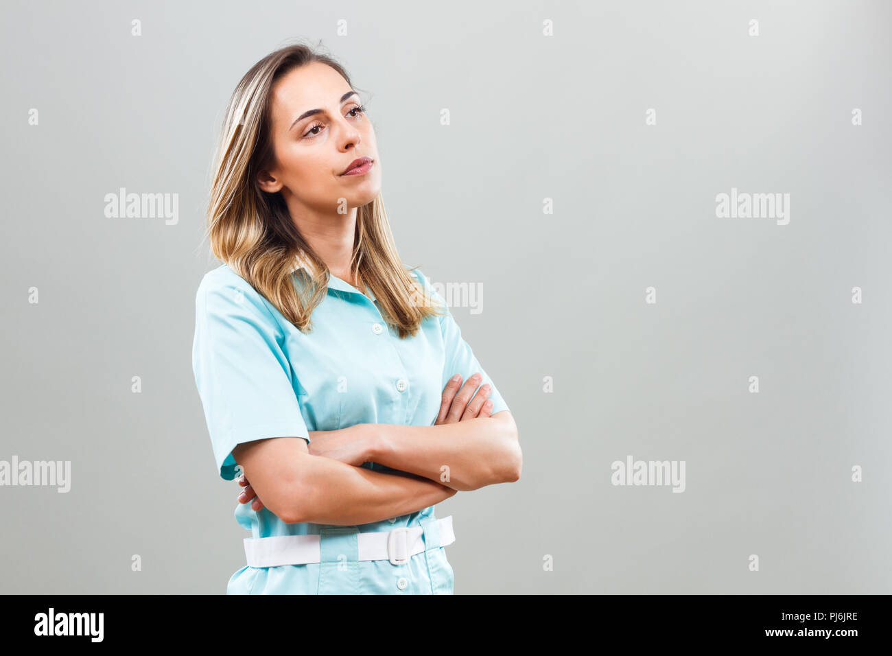 Hospital woman nurse thinking hi-res stock photography and images - Alamy