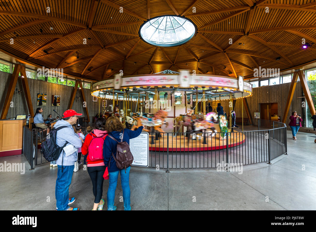 Merry go round and fountain hi-res stock photography and images - Alamy