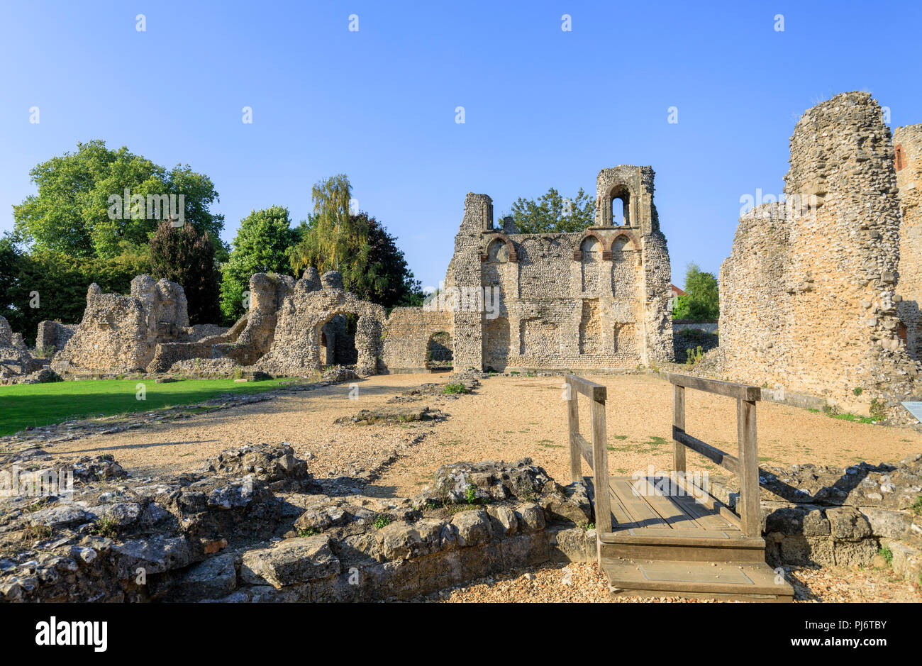 Ruins of ancient medieval Wolvesey Castle (Old Bishop's Palace) in ...