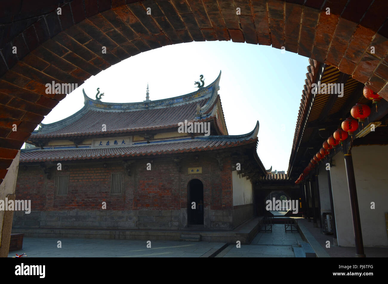 Lukang temple roof hi-res stock photography and images - Alamy