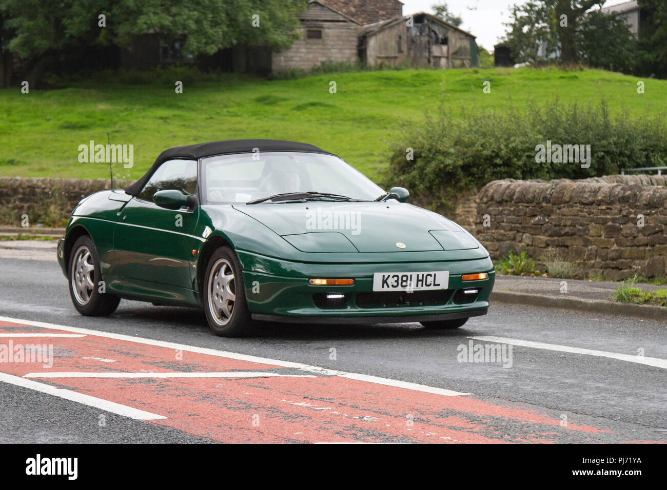 1992 90s green Lotus Elan SE Turbo at Hoghton Towers classic & vintage ...
