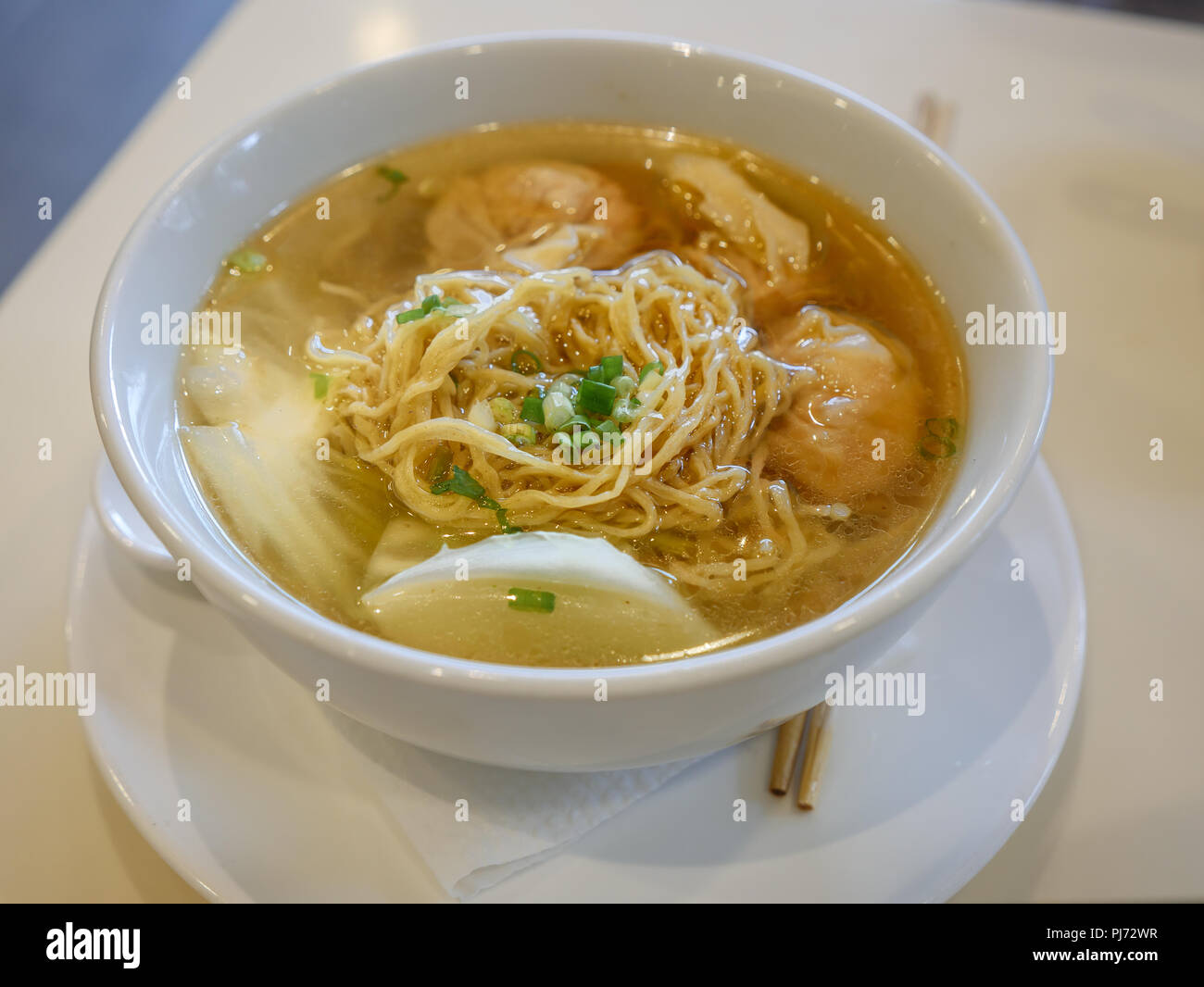 Wonton noodle soup, Philippines Stock Photo - Alamy