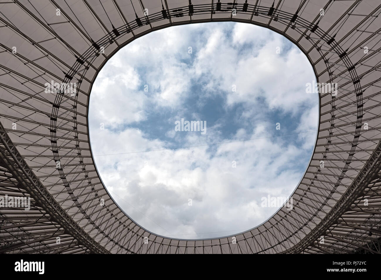 Stadium roof hi-res stock photography and images - Alamy