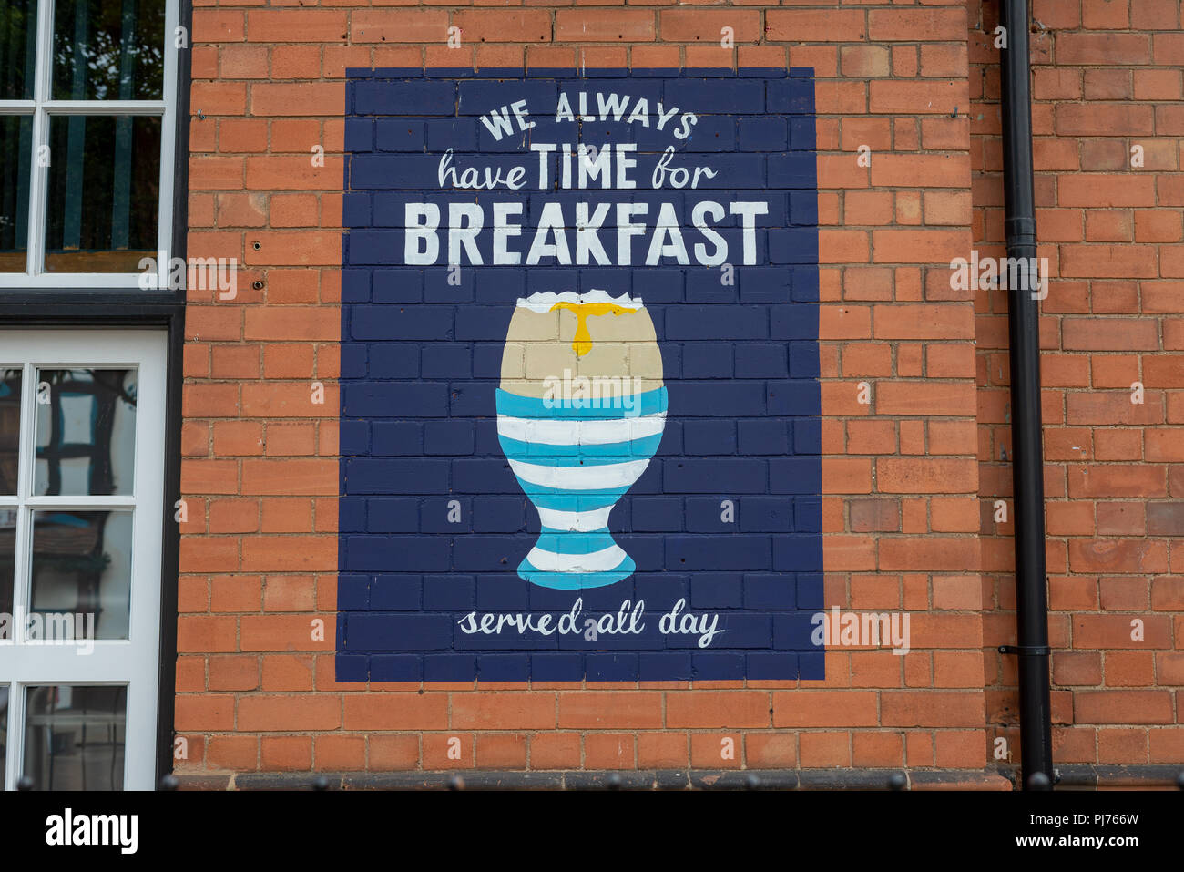 Breakfast served here sign hi-res stock photography and images - Alamy