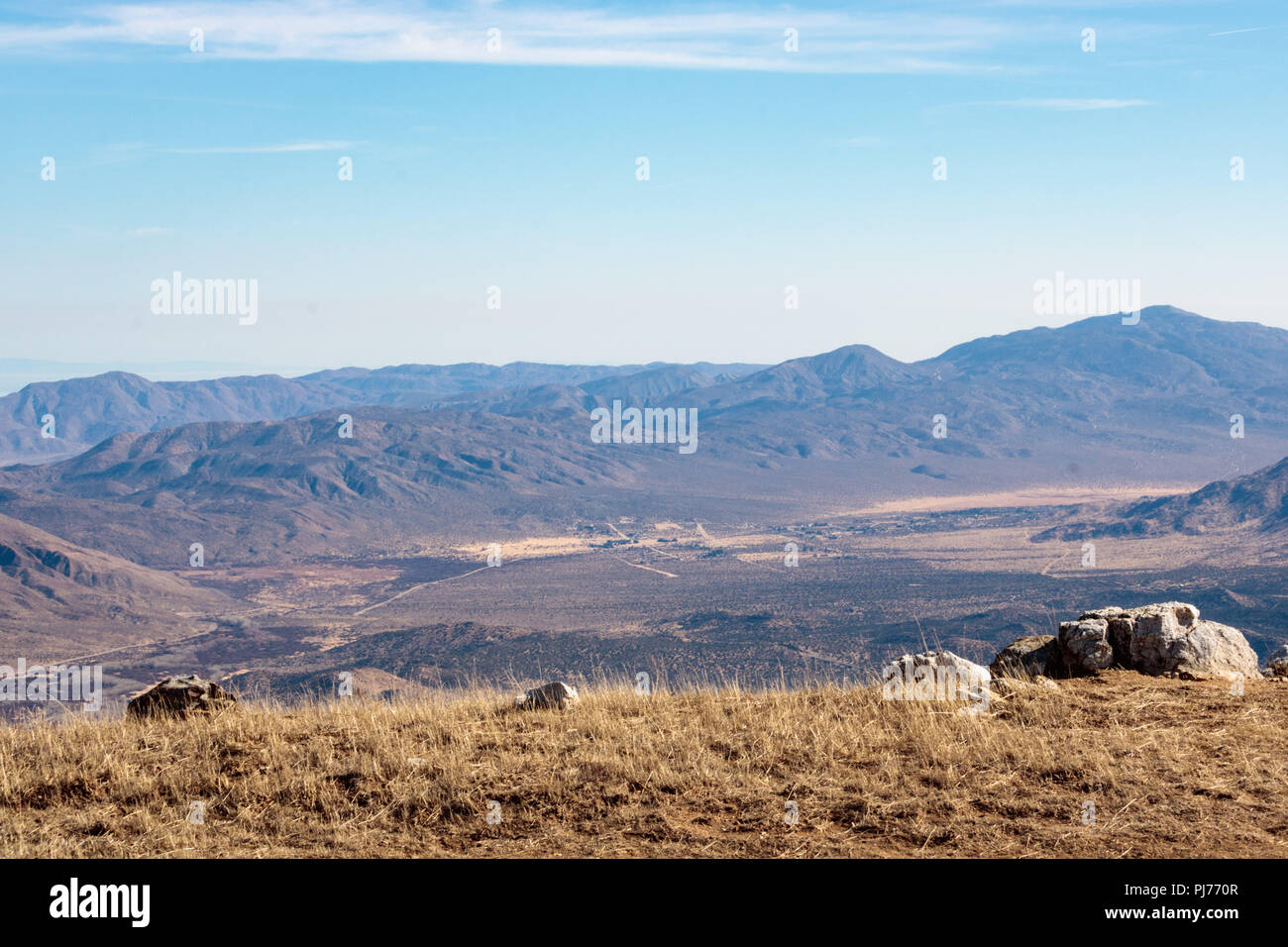 Landscape overlooking Mojave desert and mountains from Volcan Mountain ...