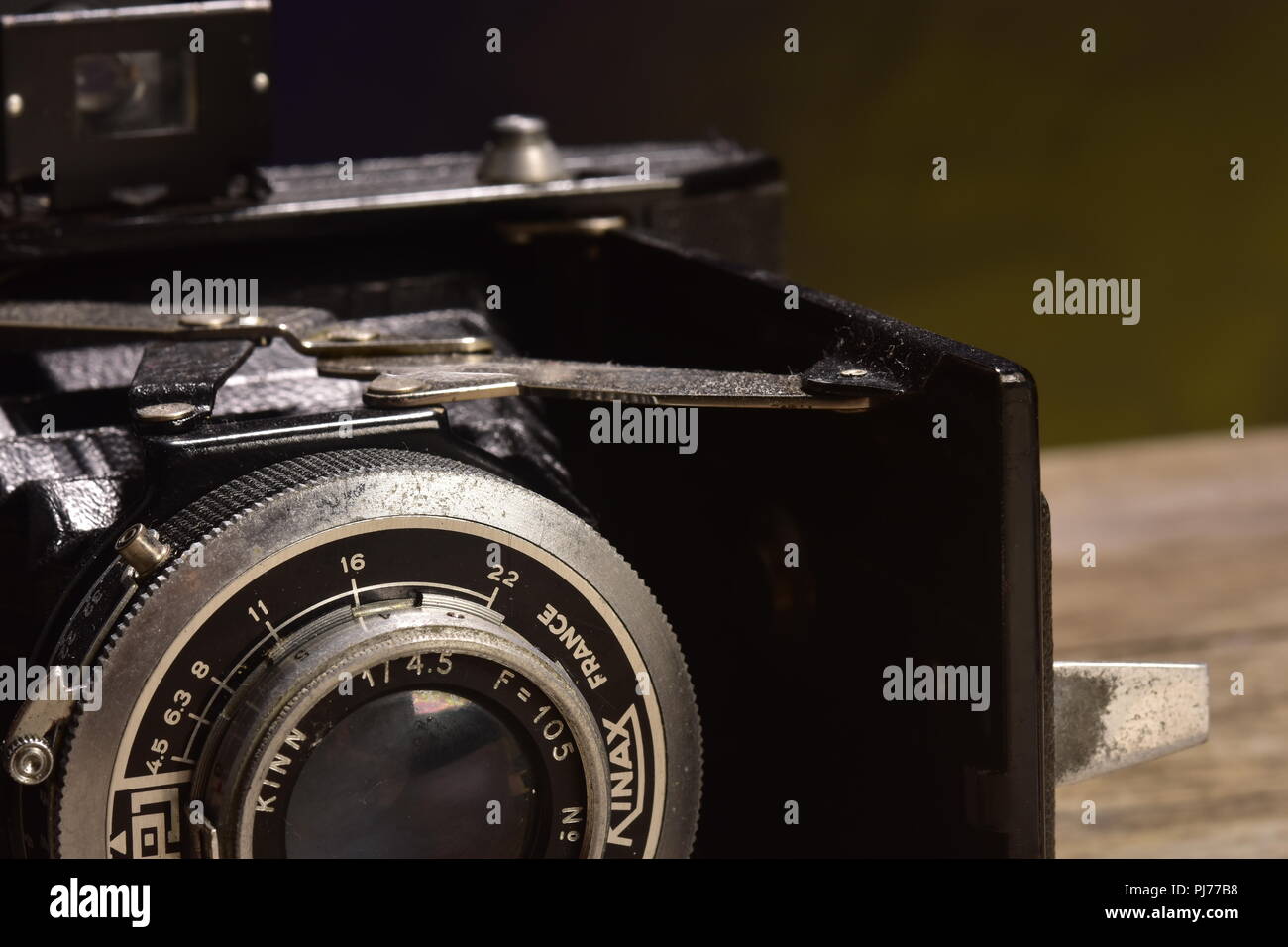 Still life old camera hi-res stock photography and images - Alamy