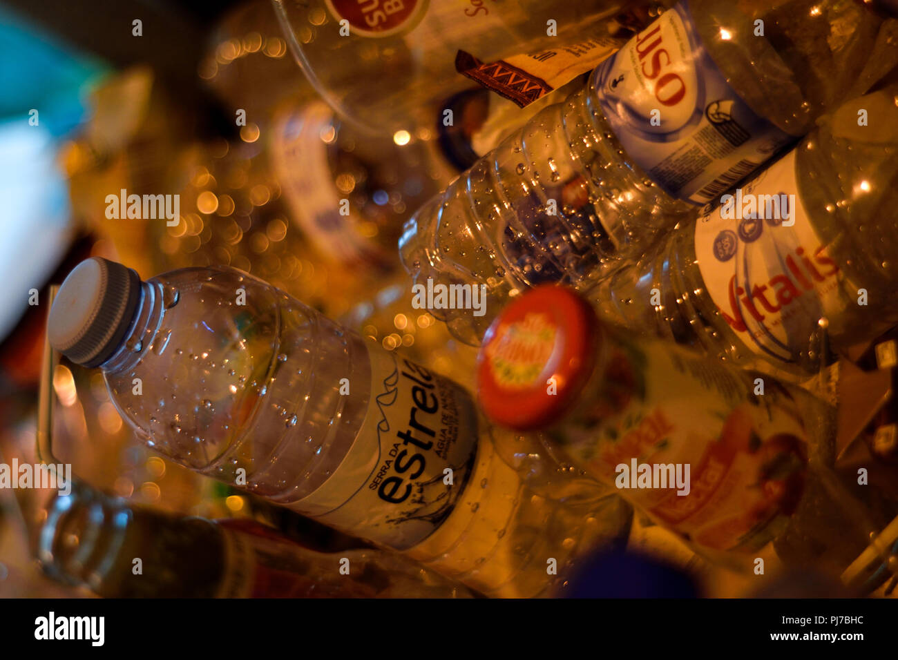 Plastic pollution effects hi-res stock photography and images - Alamy