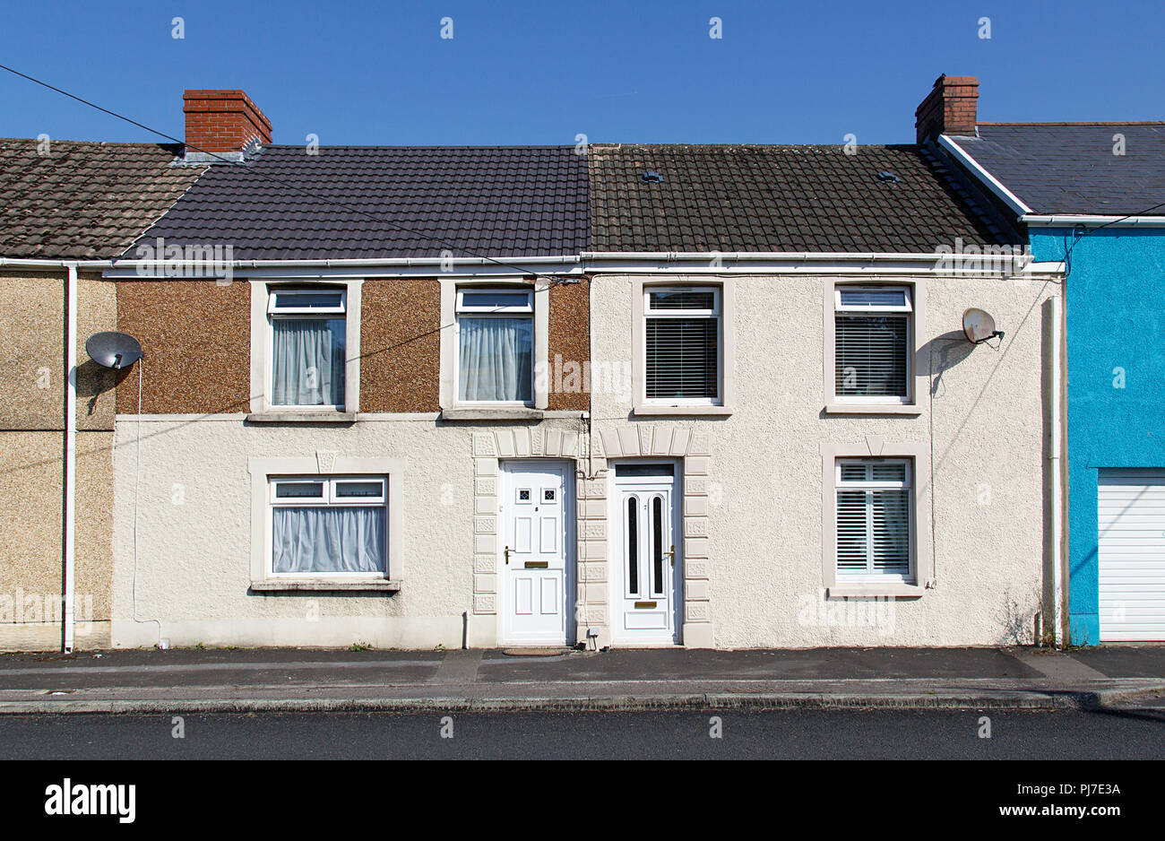 Penclawdd, UK: August 18, 2018: Traditional terraced fishermen's ...
