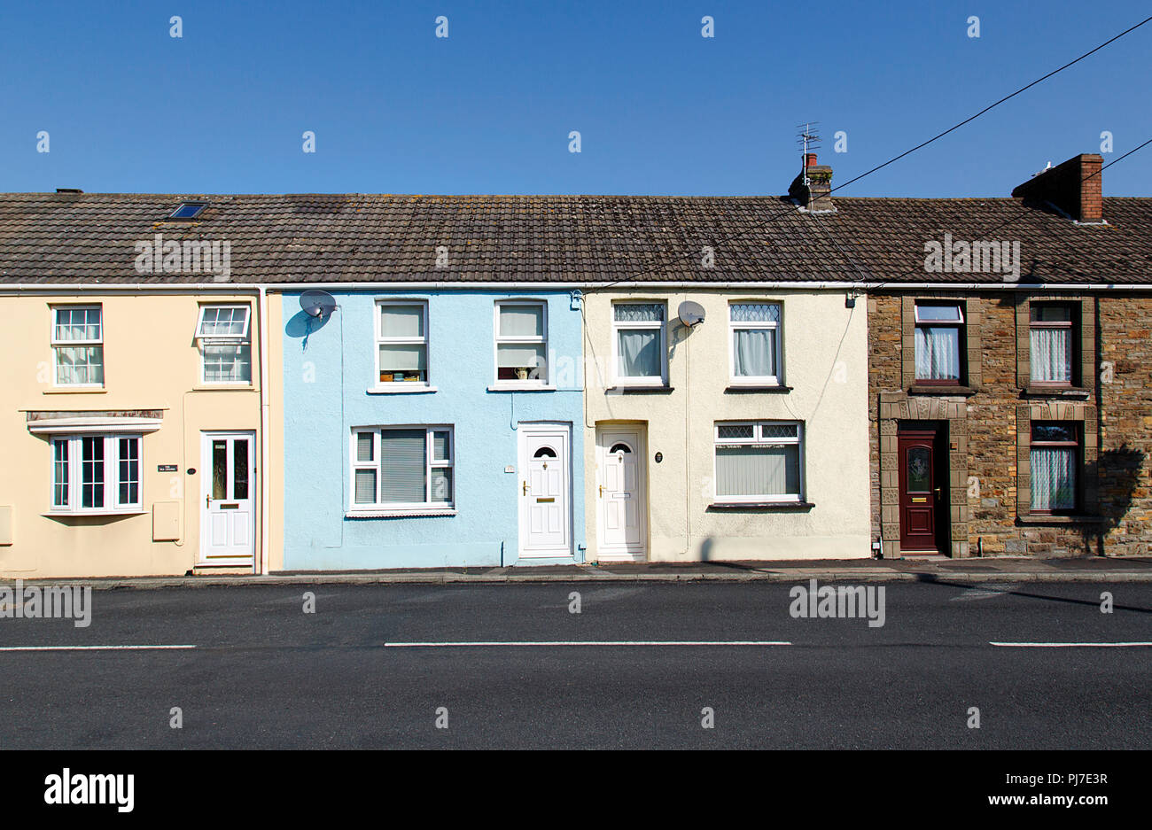 Penclawdd, UK: August 18, 2018: Traditional terraced fishermen's ...