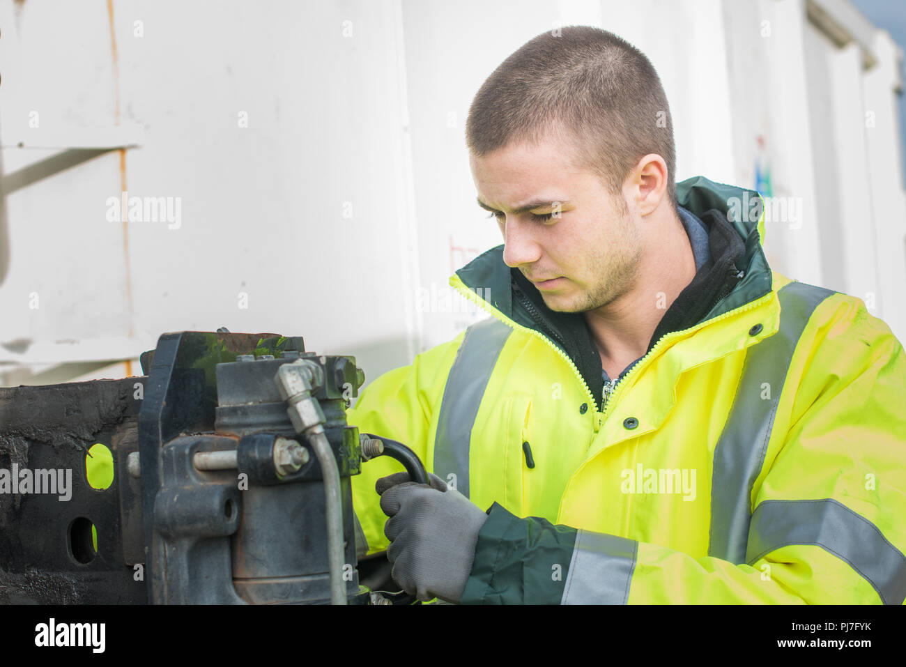 Handy man and his truck hi-res stock photography and images - Alamy