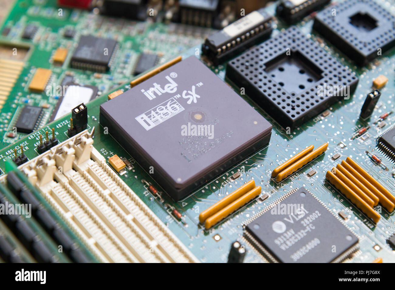 Intel Microprocessor Stock Photos & Intel Microprocessor Stock Images ...