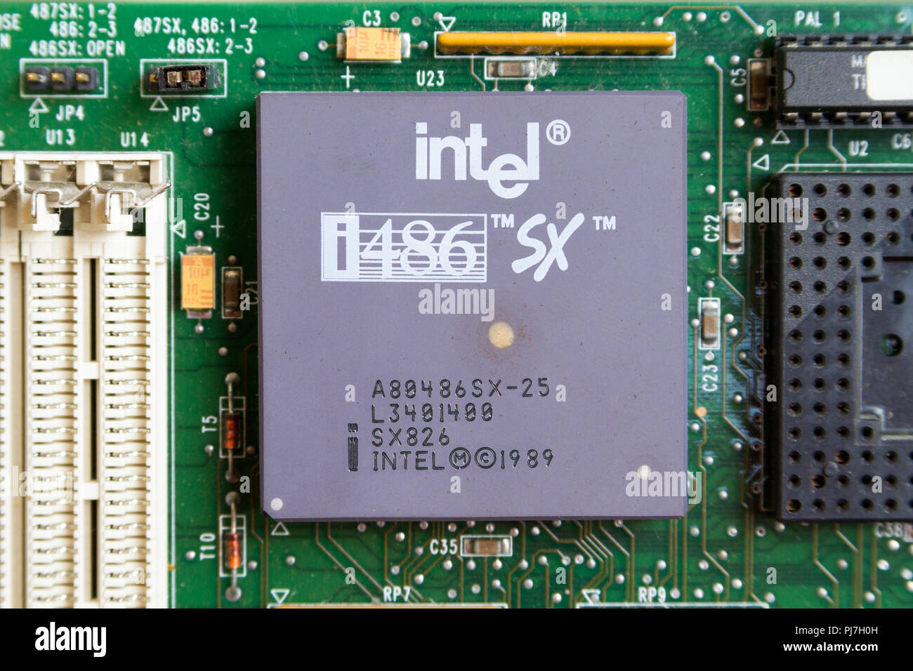 Intel Microprocessor Stock Photos & Intel Microprocessor Stock Images ...