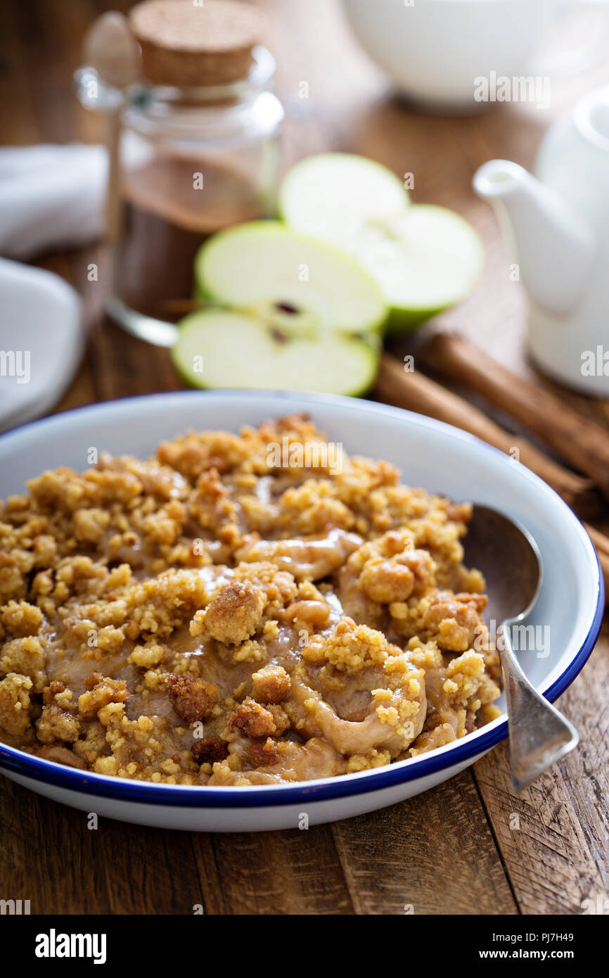 Caramel apple crumble with cinnamon, fall dessert recipe Stock Photo ...