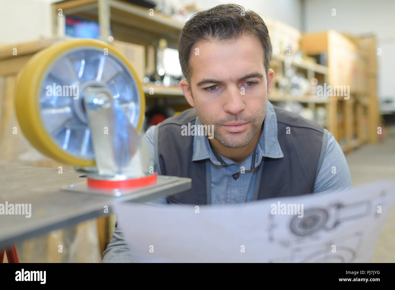 engineer working on wheel project Stock Photo - Alamy engineer working on wheel project Stock Photo - Alamy