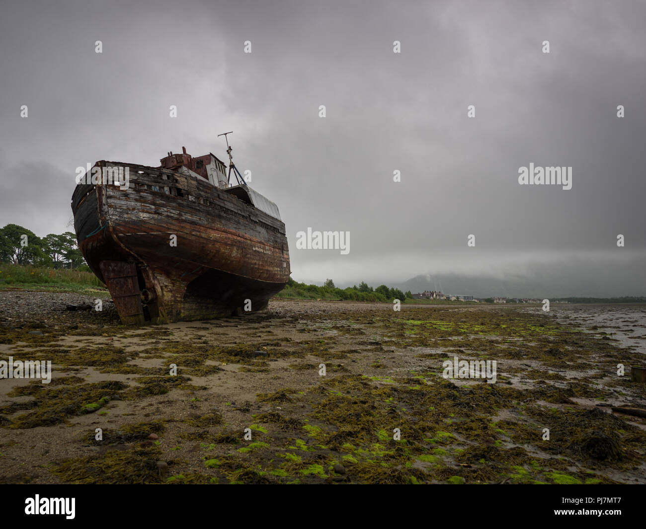 Scottish ship wreck hi-res stock photography and images - Alamy