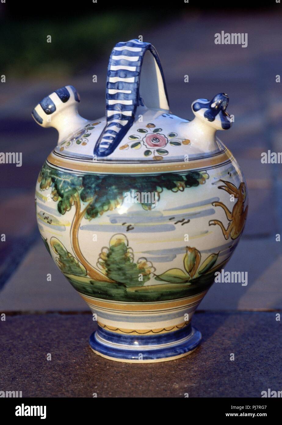 BOTIJO VIDRIADO Y POLICROMADO-ARTE POPULAR S XX. Location: ALFARERIA ...