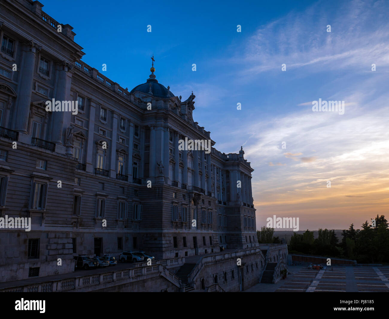 Al atardecer hi-res stock photography and images - Alamy