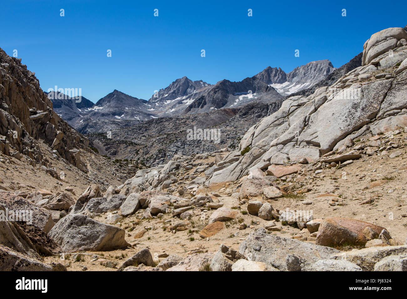 Mono Pass rises to a height of 12,060ft as it crosses the Eastern ...