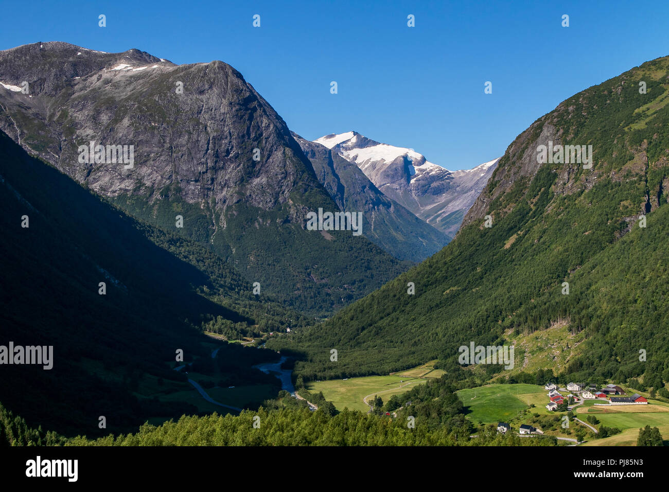 Beautiful norwegian landscape mountains hi-res stock photography and ...