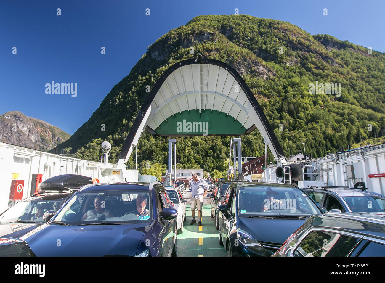 Cars on ship deck hi-res stock photography and images - Alamy