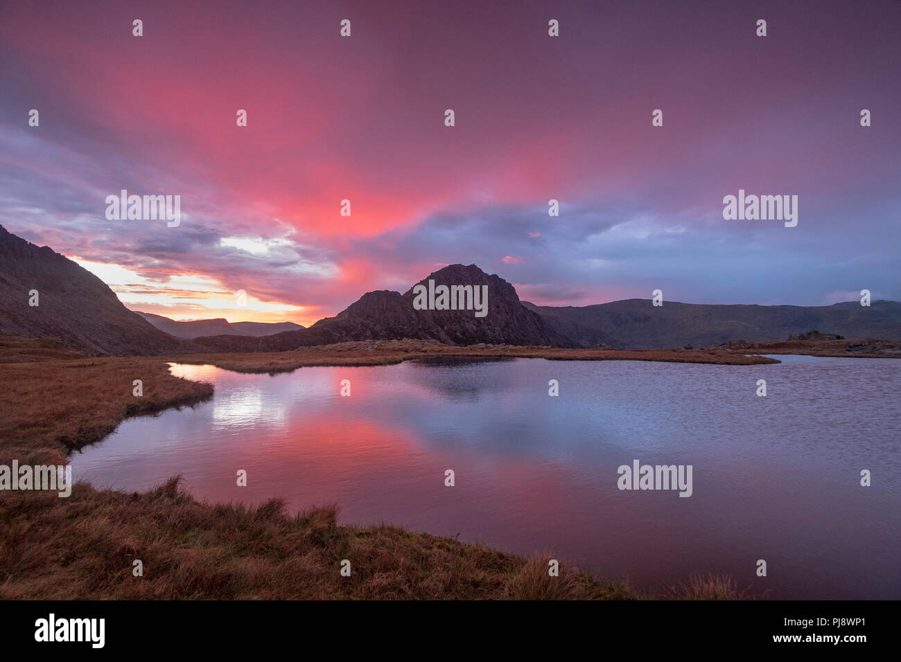 Towards Tryfan at dusk from llyn Y Caseg Fraith, Snowdonia, North Wales ...