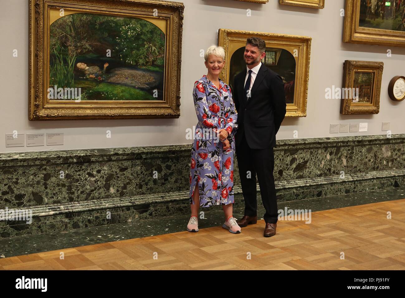 Pre- Raphaelite masterpieces Tate Britain Stock Photo - Alamy
