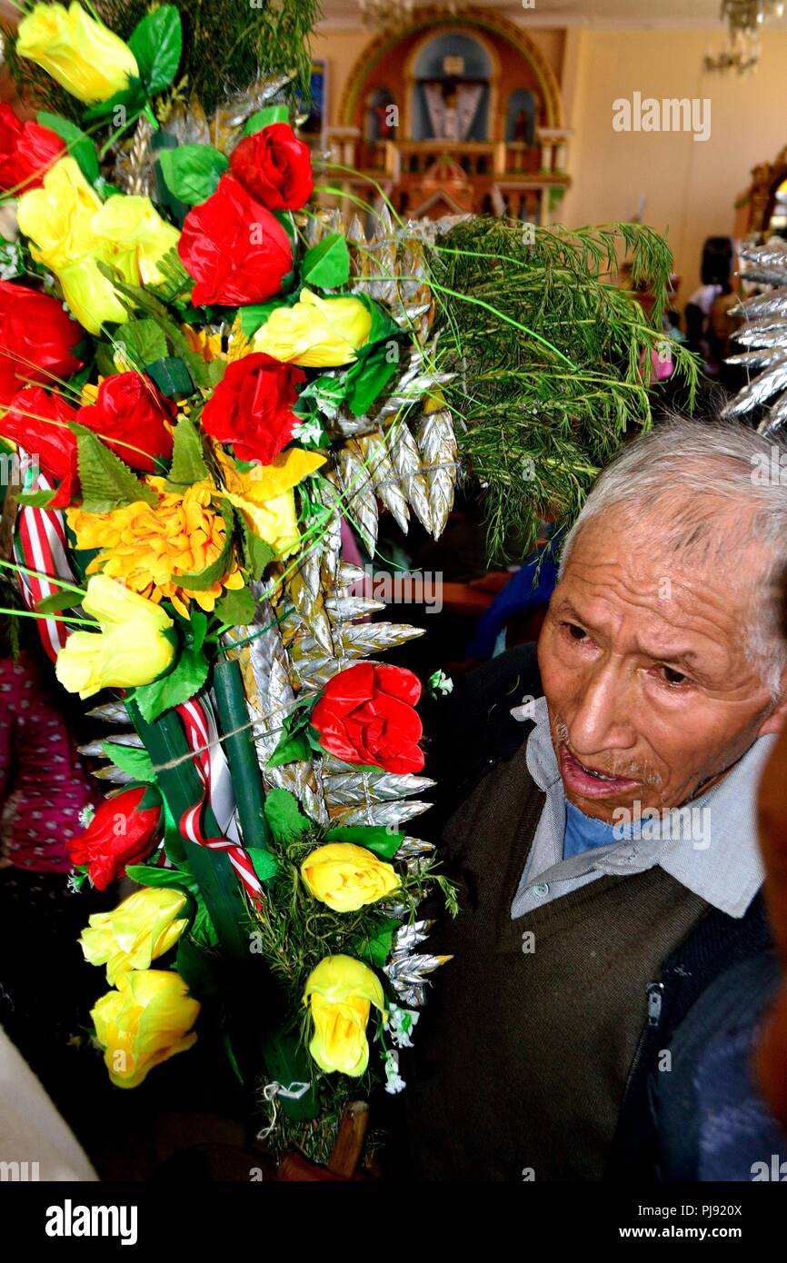 Feast of the Crosses -Virgen de la Candelaria - Carnival in HUARAZ ...