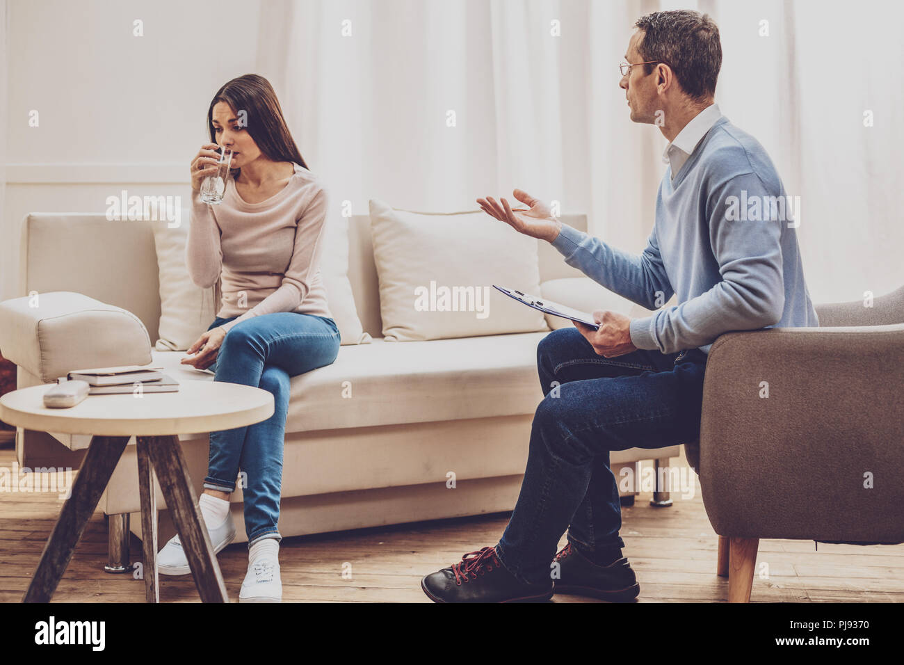 Professional help people depression hi-res stock photography and images ...