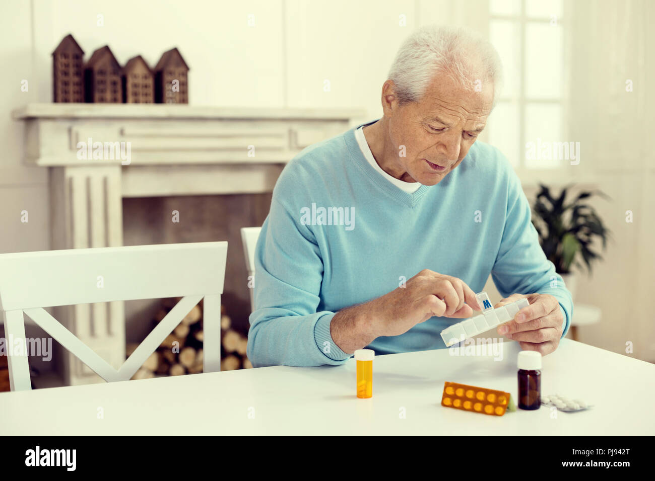 Medication intake hi-res stock photography and images - Alamy