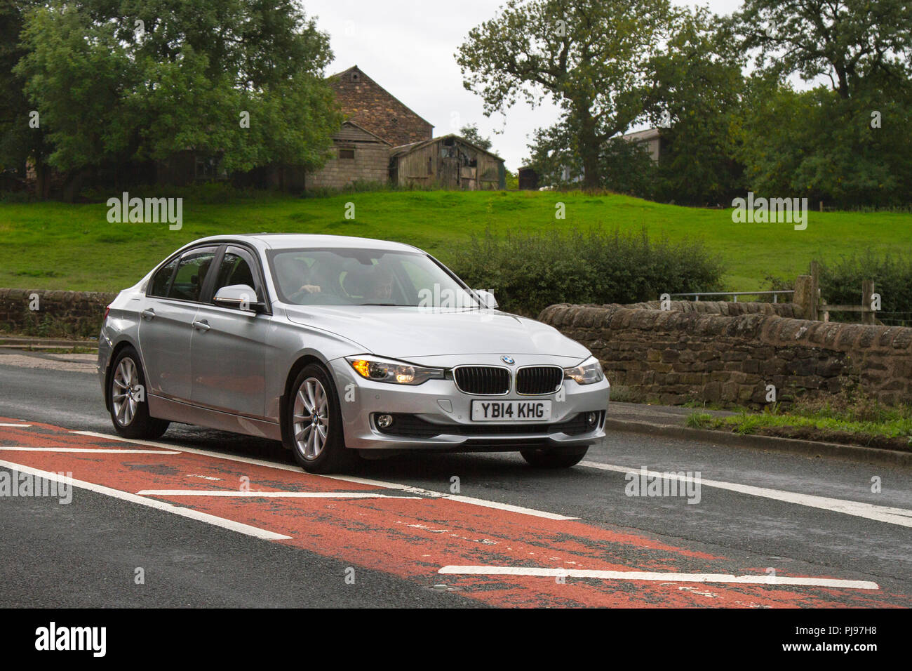Bmw 320d se auto hi-res stock photography and images - Alamy