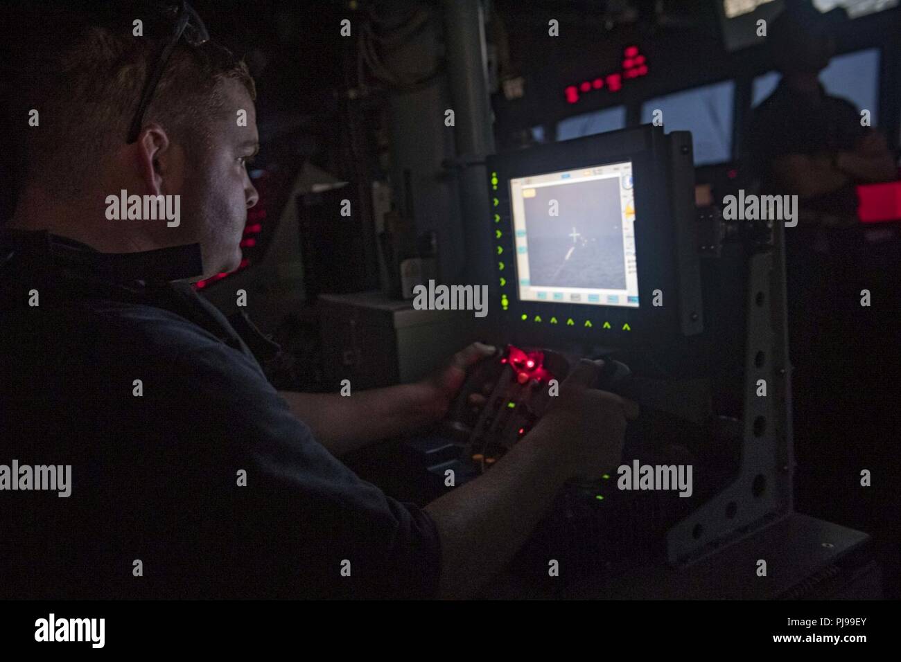 Operator console in military hi-res stock photography and images - Alamy
