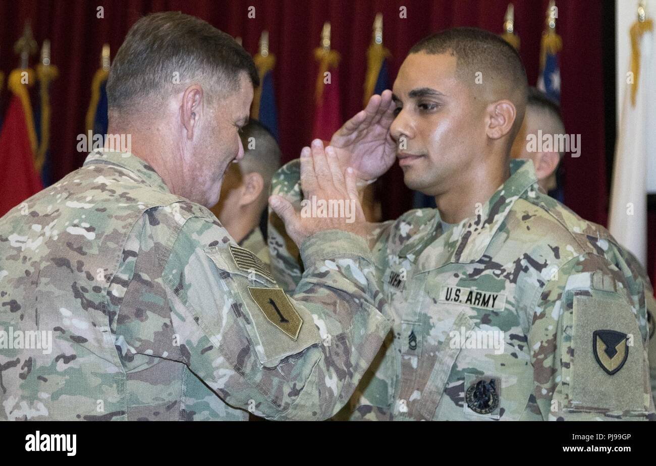 401st military police company hi-res stock photography and images - Alamy