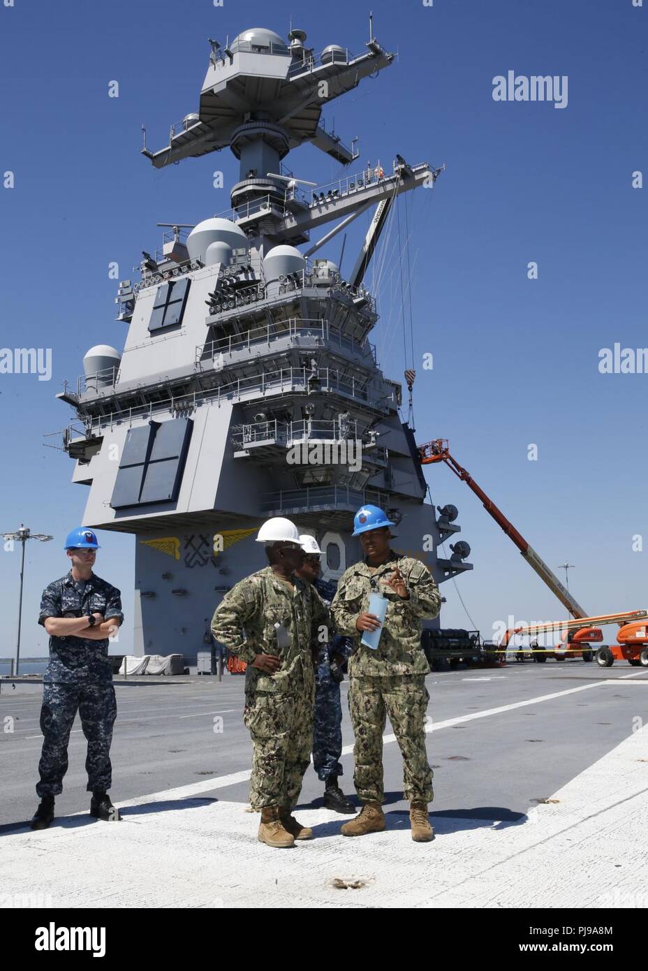 Master Chief Huben Phillips High Resolution Stock Photography and ...