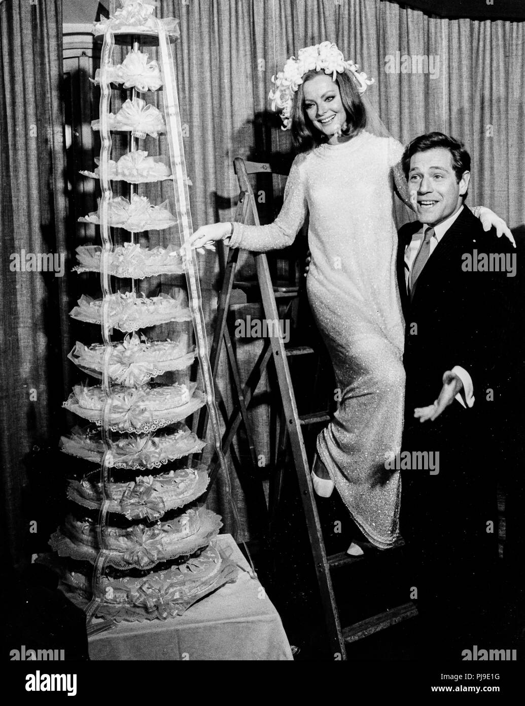 George Segal High Resolution Stock Photography and Images - Alamy