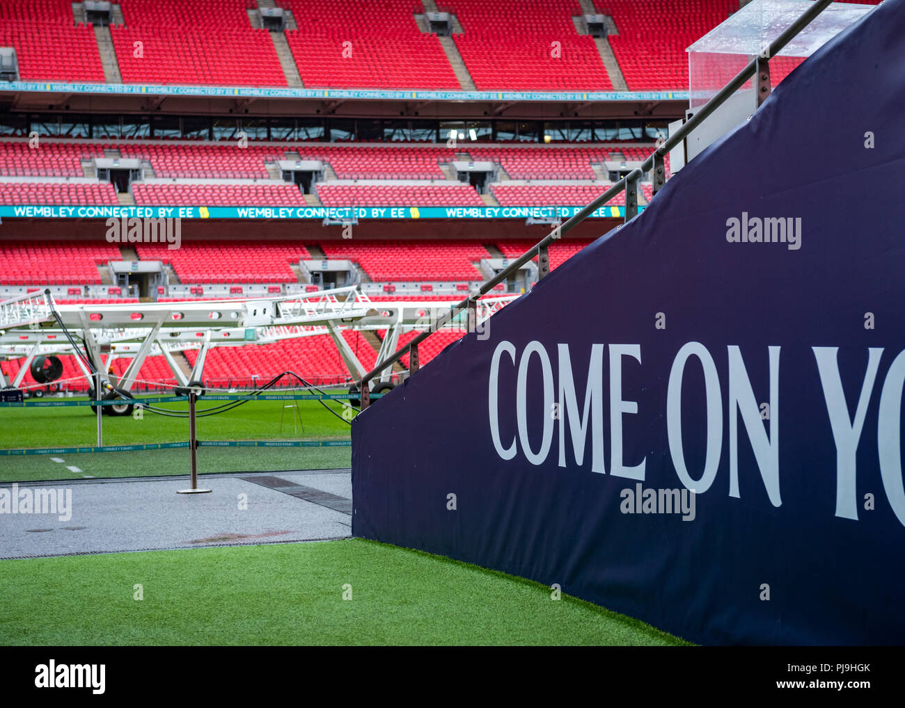 Wembley Stadium London Stock Photo Alamy wembley-stadium-london-stock-photo-alamy