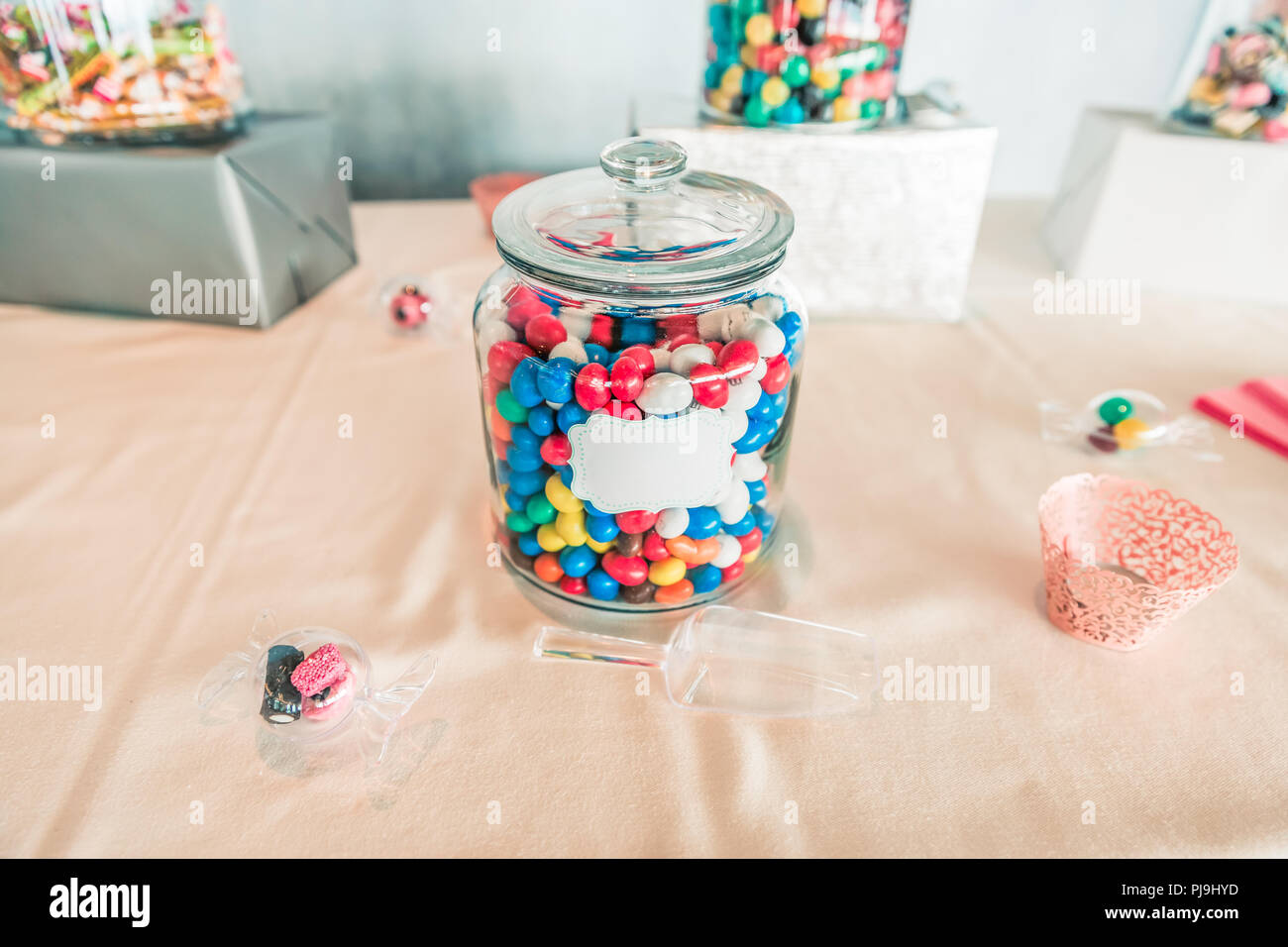 Blue coloured sweets hi-res stock photography and images - Alamy